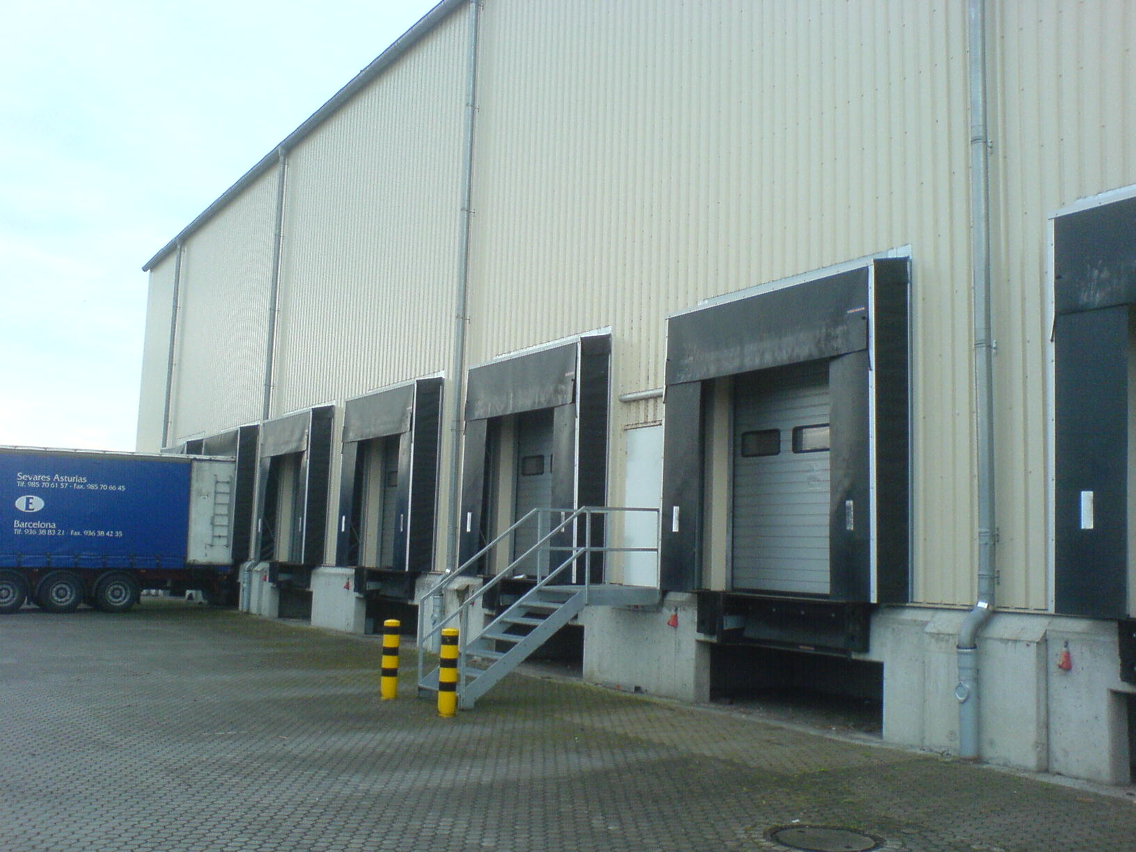 Umbau eines Logistiklagers • PunktEins GmbH